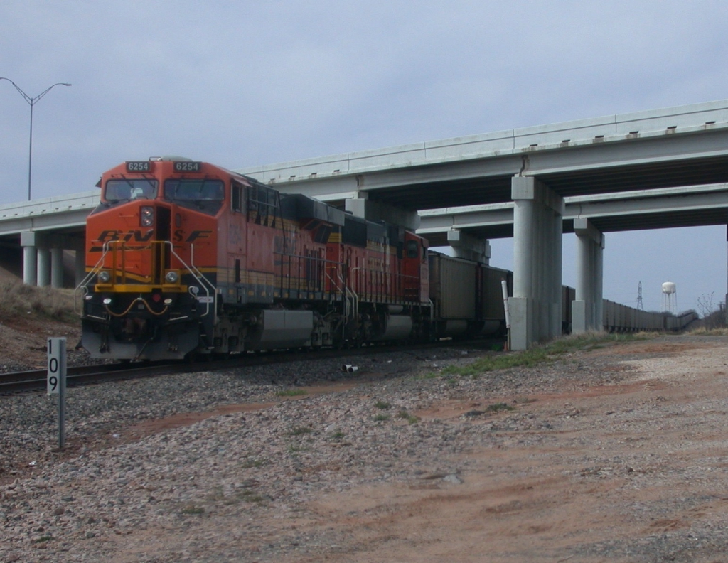 BNSF 6254 28Feb2010 Waiting SB with Coal at the US 287 Overpass